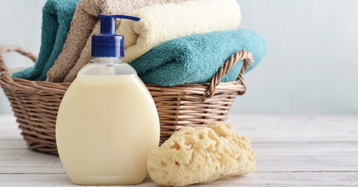 HOW TO MAKE LIQUID SOAP THAT IS ACTUALLY GOOD FOR YOUR HANDS ...