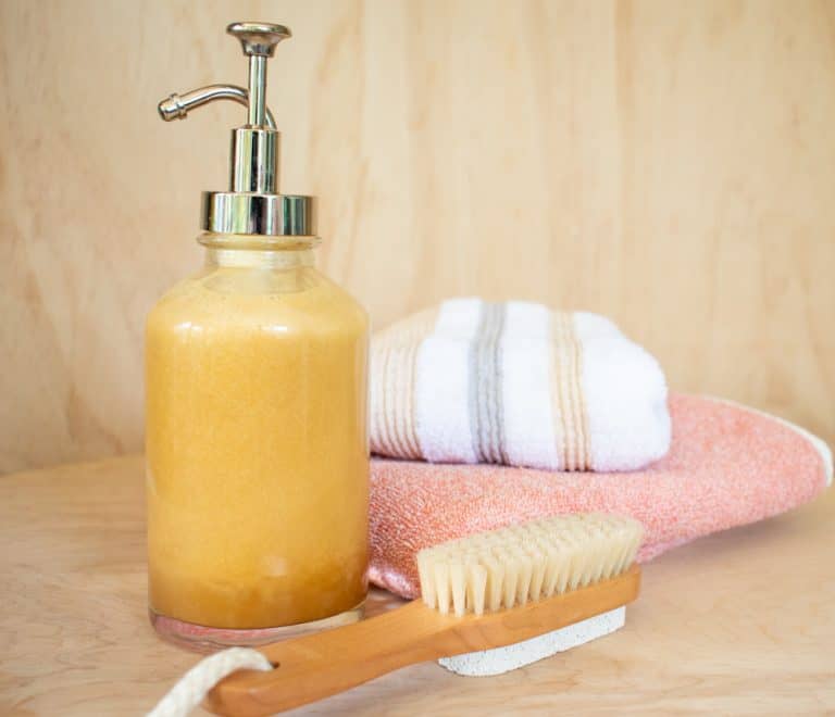 HOW TO MAKE LIQUID SOAP YOUR HANDS WILL LOVE - thewittygrittylife.com